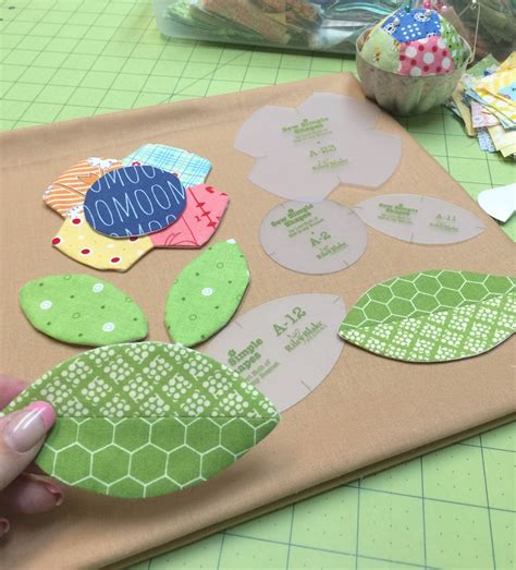 New Tutorial On Making Patchwork Flowers And Leaves With The Sew