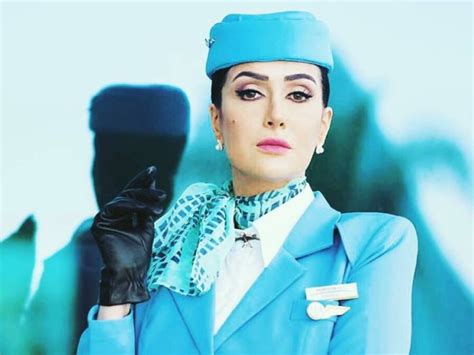 غادة عبد الرازق تحتفل بانتهاء تصوير أرض جو على طريقة إعلان فودافون عين