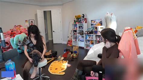Emily Emiru Schunks Feet