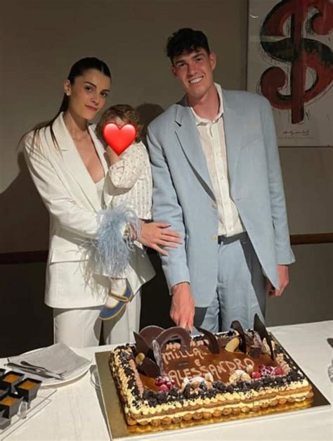 Alessandro Bastoni Sposa Camilla Bresciani Matrimonio E Festa Foto