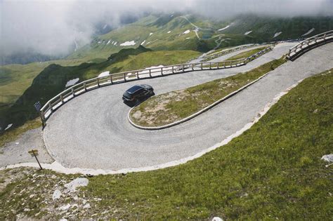 Österreich Kärnten Auto Auf Der Großglockner Hochalpenstraße Im