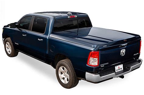 Leer 700 Fiberglass Truck Bed Cover