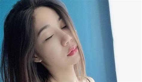 Cerita Dewasa Ngentot Ketika Tante Leni Sedang Sange Melampiaskan