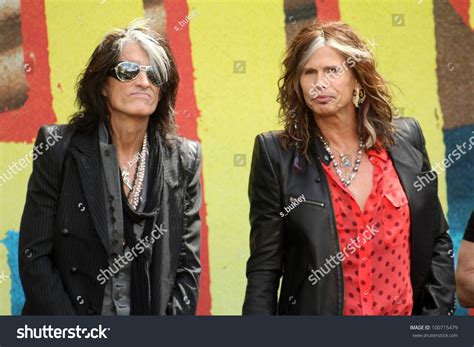 169 Steven Tyler Joe Perry Images Stock Photos Vectors Shutterstock