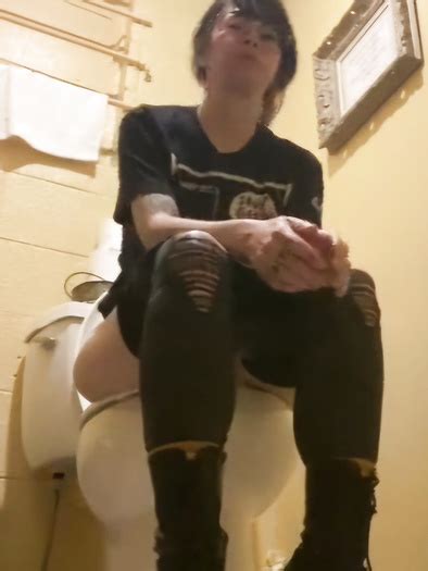 Same Girl On Different Toilets Image ThisVid Tube