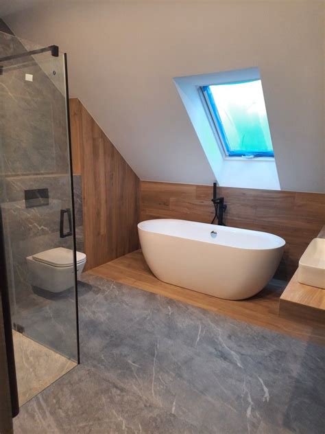 Modern Bathroom Furniture Design With Skylight