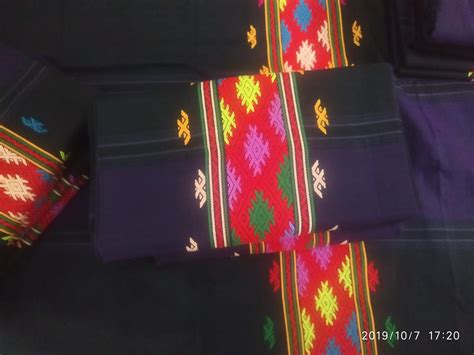 ကချင်ရိုးရာ လက်ယက်ကန်း အထည်ရောင်းဝယ်ရေး