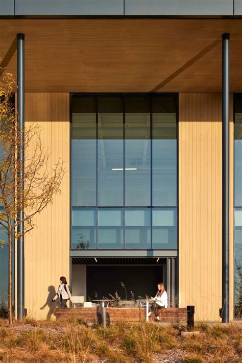 Oaks On Grand Straw Abodo® Vulcan Cladding Resawn Timber Co