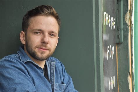 Predrag Gruji O Anga Ovanju Ulogama I Izazovima Mladih Glumaca Zrenjanin