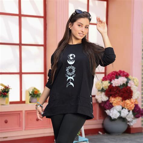 سويت شيرت اوفر سايز برقبه دائرية اسود Maro Online Store