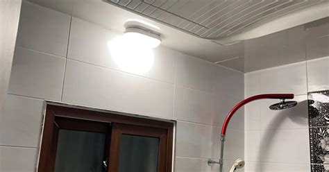 2년 동안 비어있던 주택에 세입자로 들어가려니 원래 물건들 창고로 옮기기 입주청소 모두 필요하던 차에 고수님께 연락드렸습니다 감사하게도 견적 보시러 직접 와 주셨고