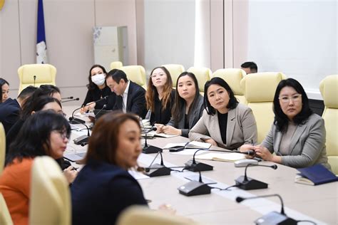 Өсвөр үеийнхний сэтгэл зүйн асуудлаар ТББ уудтай хамтран ажиллана Dobu