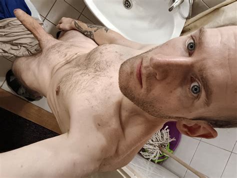 Ele Se Despindo Antes Do Banho XHamster