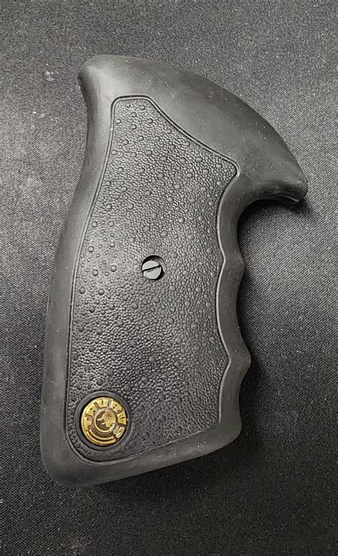 Taurus Medium Frame Rubber Grip