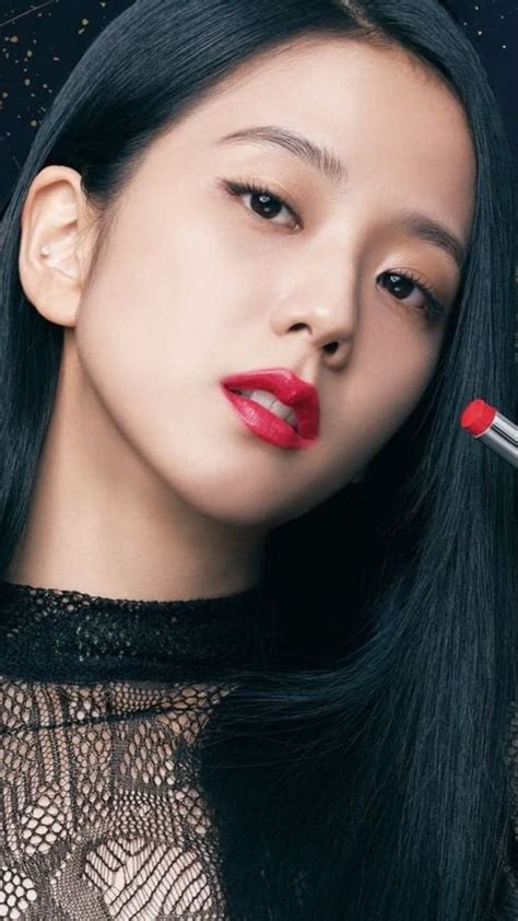 Pin By Kiko On Jisoo Blackpink Jisoo Girls Lips Medium Length Hair Cuts
