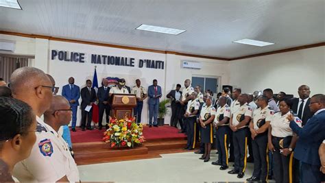 Installation Du Nouveau Directeur Général Ai De La Police Nationale D