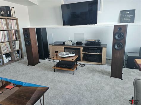Speakers Analog Amp And Turntable Photo 5547049 Canuck Audio Mart