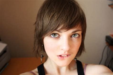 Foto De The Short Hair Debate Continues 33 Photos Thechive