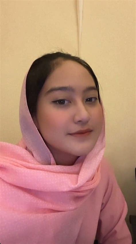 Pin Di Salsha