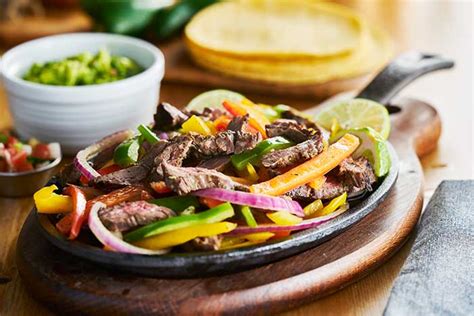 What To Serve With Fajitas 11 Best Side Dish Ideas Theeatdown