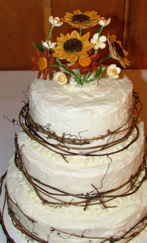 Rustic Summer Wedding Cake
