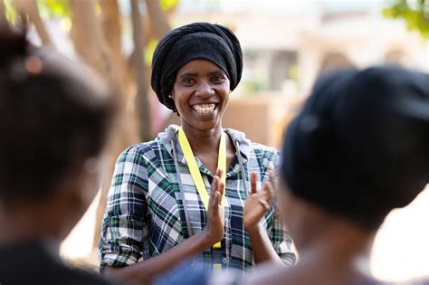 Peer Educator With Hiv Inspires Girls In Her Community