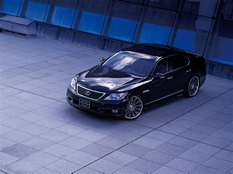 WALD Lexus LS460 Exucutive Line (2010) - picture 2 of 30