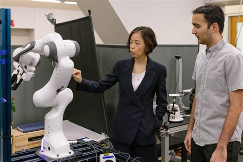 Fei Fei Li Sparked An Ai Boom — Now She Wont Let Humans Fall Behind