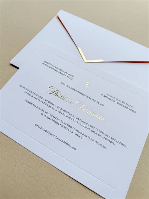 Convite De Casamento Elegante E Clássico Convites De Casamento Elegantes Dourado Convite De