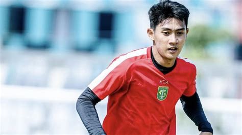 Kondisi Teranyar Malik Risaldi Striker Persebaya Surabaya Jatimnews