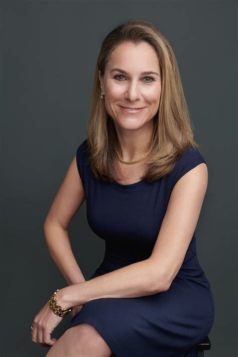 What To Wear For Corporate Headshots Women — N Lalor Photography