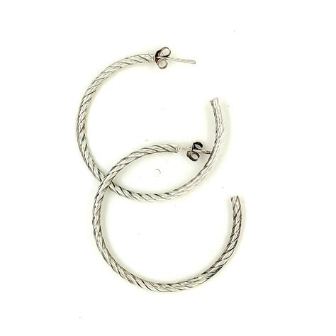 Thin Twisted Hoops Newcore