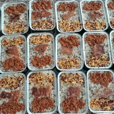 خرید و قیمت عدس پلو با برنج ایرانی و گوشت چرخ کرده و زرشک و زعفران از