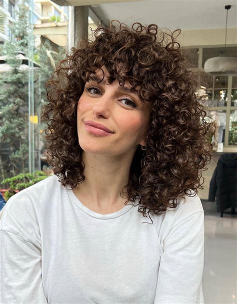 30 Hairstyles For Thin Curly Hair That Look Simply Amazing