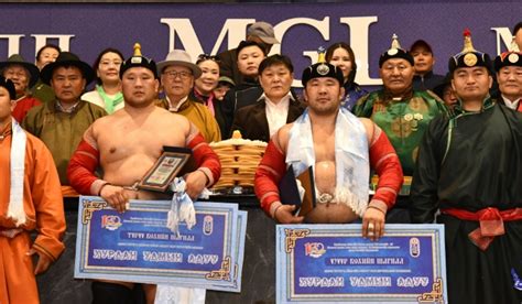 Аймгийн хурц арслан Н Өсөхбаяр түрүүлэв