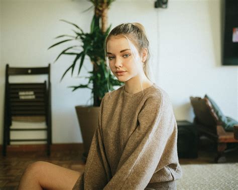 Laura Niemas Behance