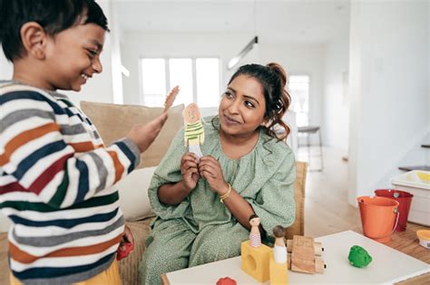 아이와 함께 일하는 음성 치료사 2 3 살에 대한 스톡 사진 및 기타 이미지 2 3 살 2명 30 34세 Istock