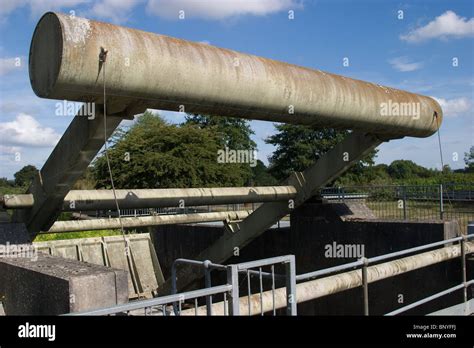 Flood Control System Hi Res Stock Photography And Images Alamy