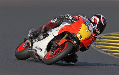 Yamaha Xsr 900 Gp Tuning On Exhaust Brakes And Styling