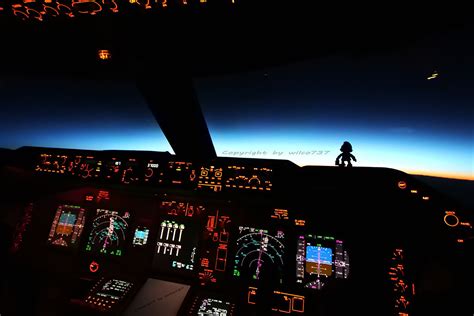 Lufthansa Boeing 747 8i Cockpit With Smurf D Abya Flickr