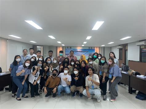 Mahasiswa Administrasi Bisnis Ikut Dalam Pendidikan Pengembangan Ekspor Indonesia Ppei