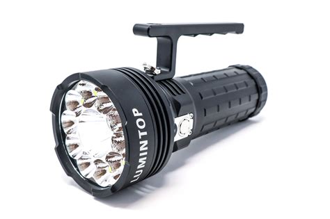 Lumintop Df11 Review 26 000 Lumen High Output Flashlight