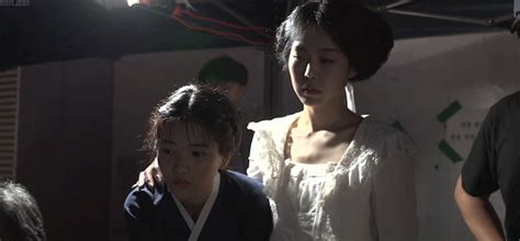 Sans Titre 2016thehandmaiden Kim Tae Ri And Kim Min Hee