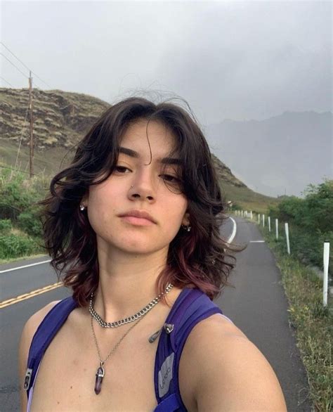 Gender Neutral Hairstyles For An Inclusive Look In 2025 Haircuts For