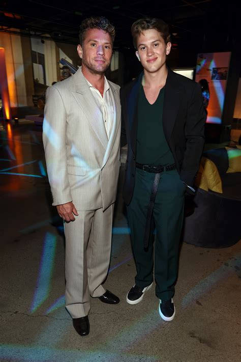 Looks So Different Recent Outing Of Reese Witherspoons Ex Husband