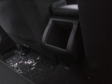 Тоннель пола с кармашком и прикуривателем — Renault Megane Iii 1 6 л 2011 года тюнинг Drive2