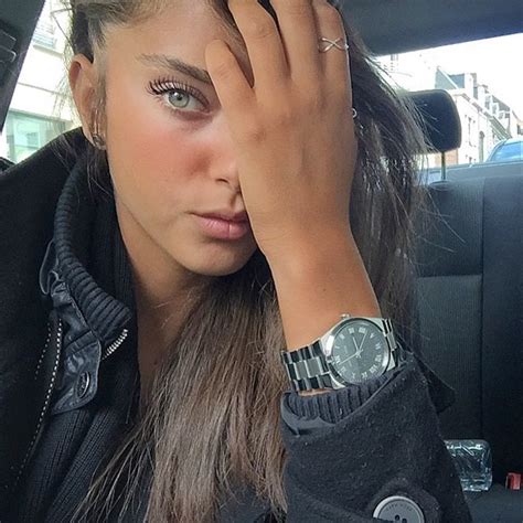 Neta Alchimister Instagirl 092 Effronté