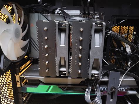 이거 Cpu쿨러 팬방향 정상인가요 공랭수랭쿨러 퀘이사존