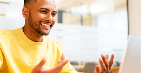 Les Escrocs Se Faisant Passer Pour Des Entreprises De Biosciences