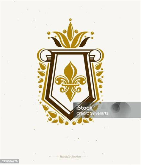 백합 꽃 왕실 기호로 만든 빈티지 전령 엠블럼 에코 제품 기호 유기농 및 건강 식품 테마 일러스트레이션 카르투케로 장식 된 보호 방패 1위에 대한 스톡 벡터 아트 및 기타